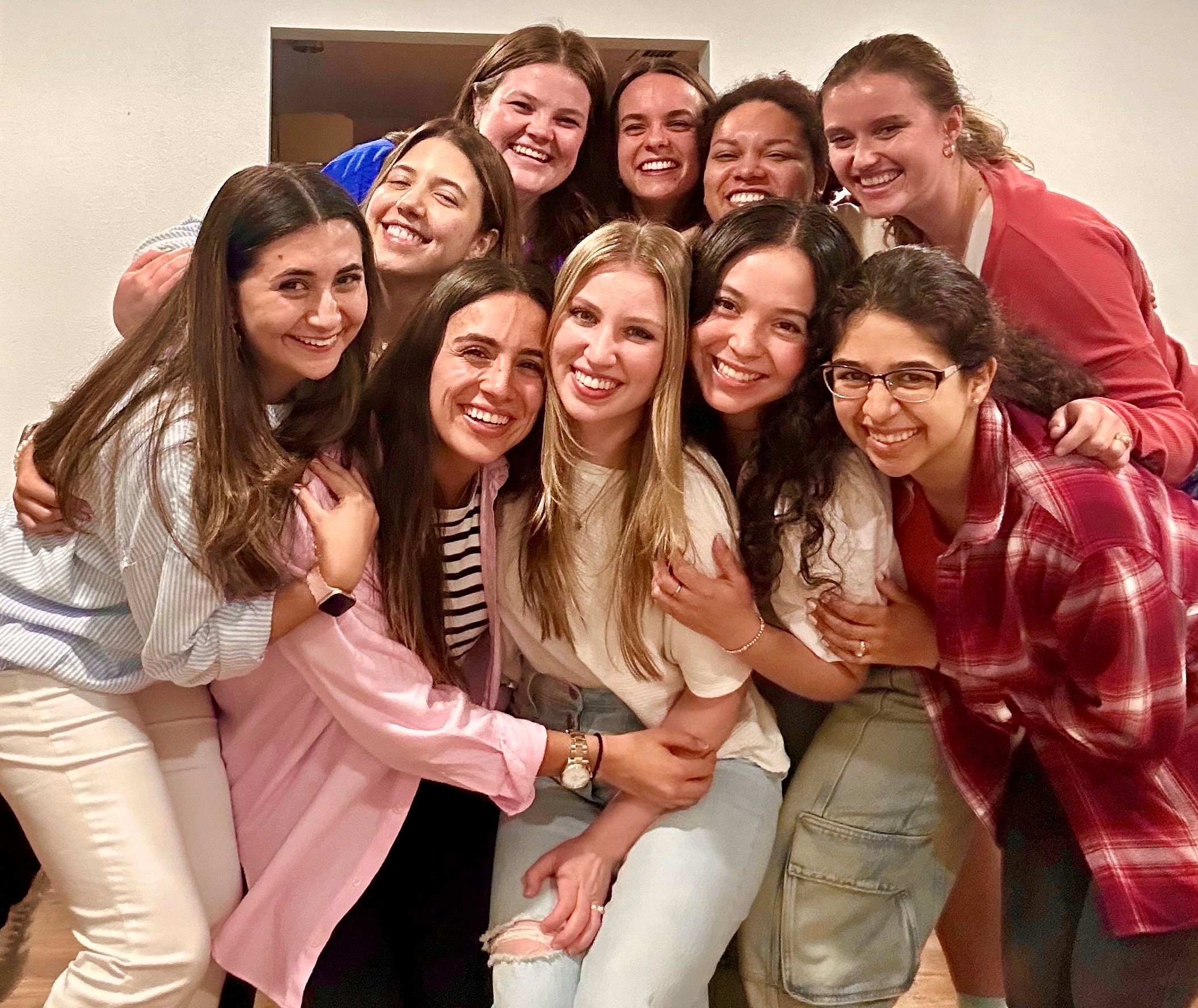 Menstrual cycle phases, understanding them in community - Natural Womanhood