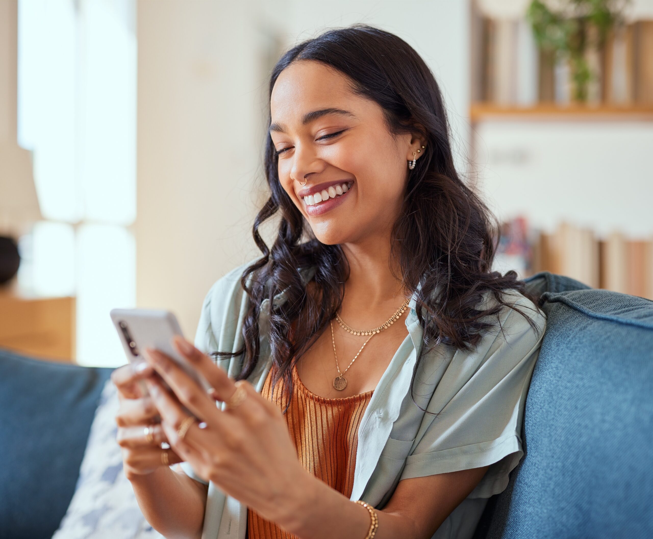 Natural Womanhood Reviews: The Lively App - Natural Womanhood